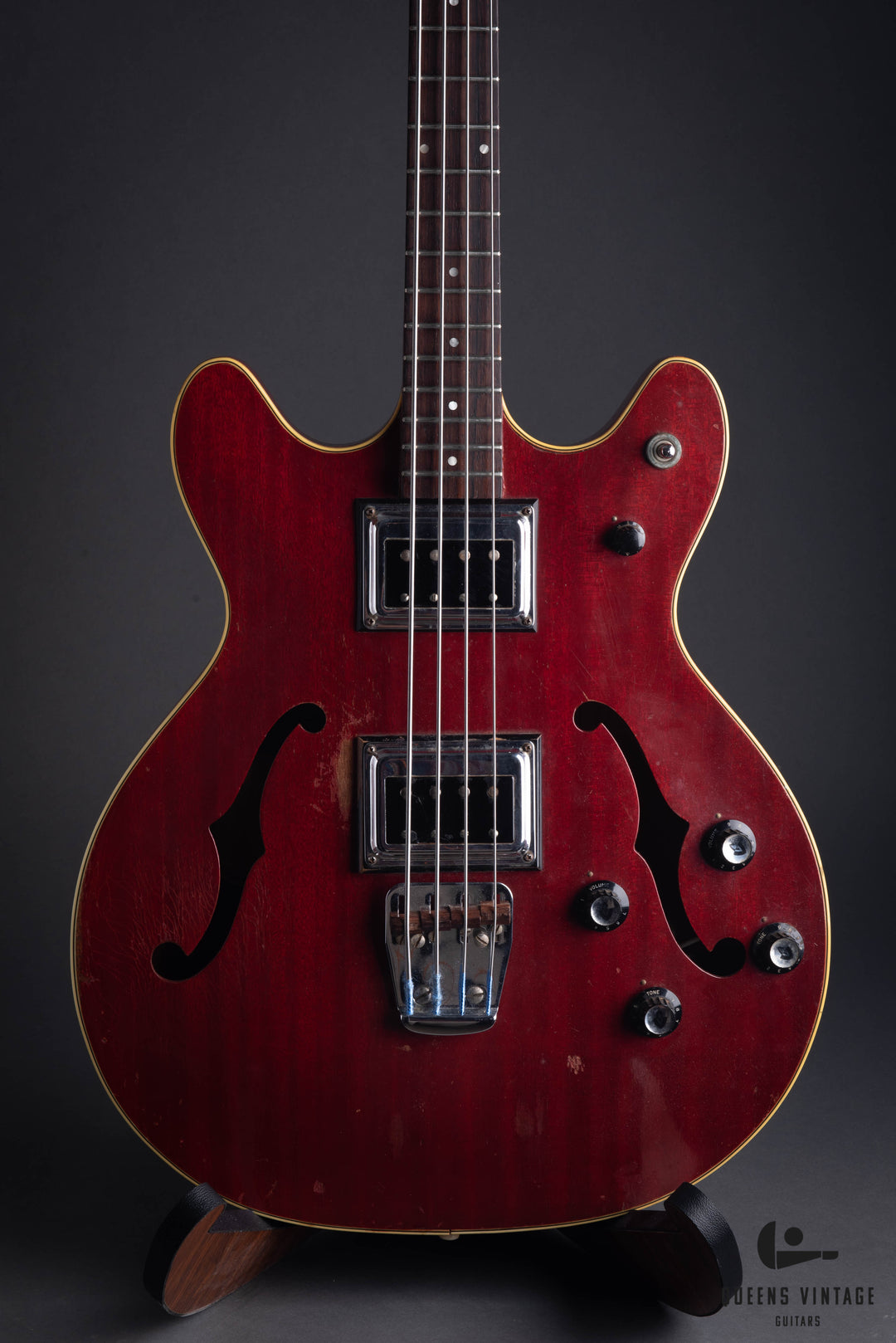 1967 Starfire Bass II – Queens Vintage Guitars